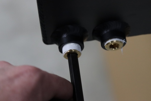 500 Miles Of Freedom – Installing CPP’s 25 Gallon Fuel Tank!